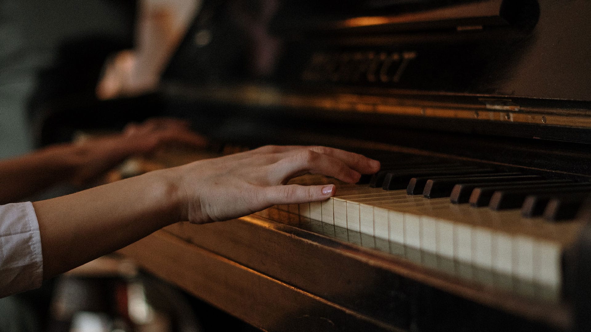 Piano Night at The Upper Deck Restaurant | Ubud Events