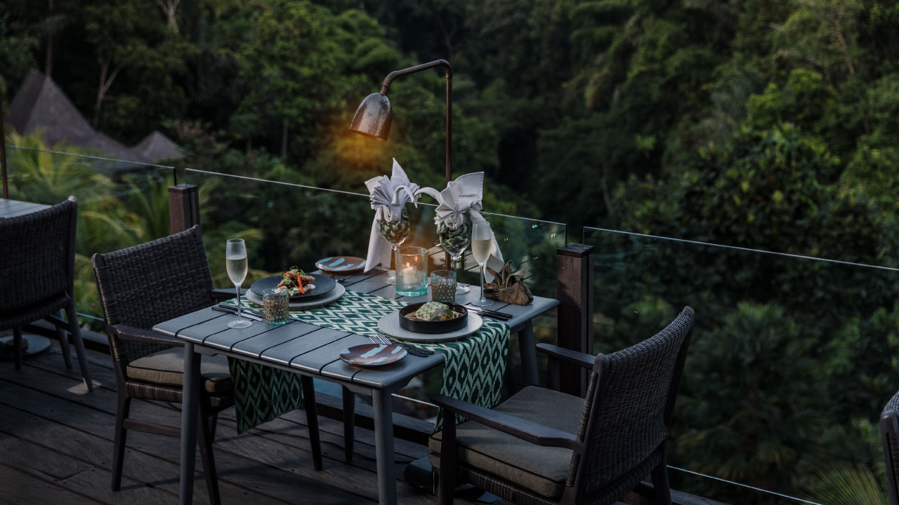Best Restaurant in Ubud - Eat at The Upper Deck