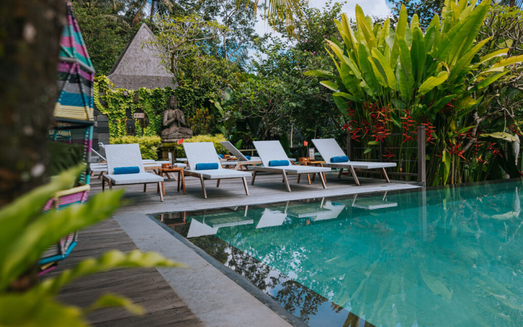 Jungle Fish Pool Bar | Chapung Sebali